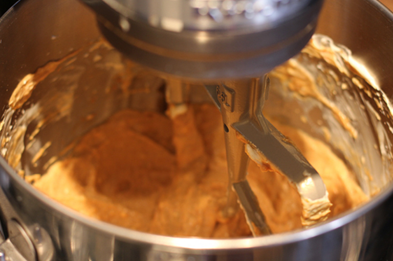 How to make a cake rise | Baking Tips | Betty Crocker UK