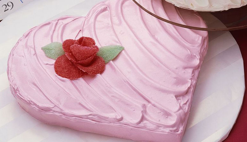 Cake Presentation Tips | Baking Tips | Betty Crocker UK