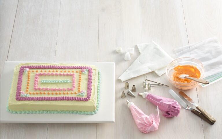 How To Write Happy Birthday On A Cake: Piping Tips - Betty Crocker